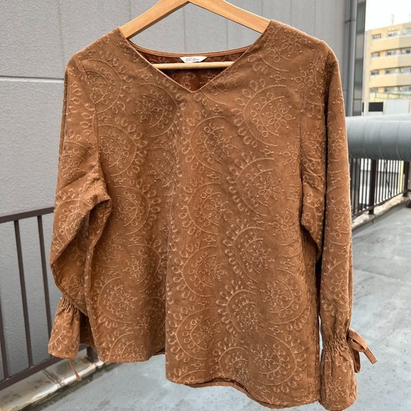 Tops | Embroidered Eyelet Design Top 34 Ruffled Sleeve | Poshmark